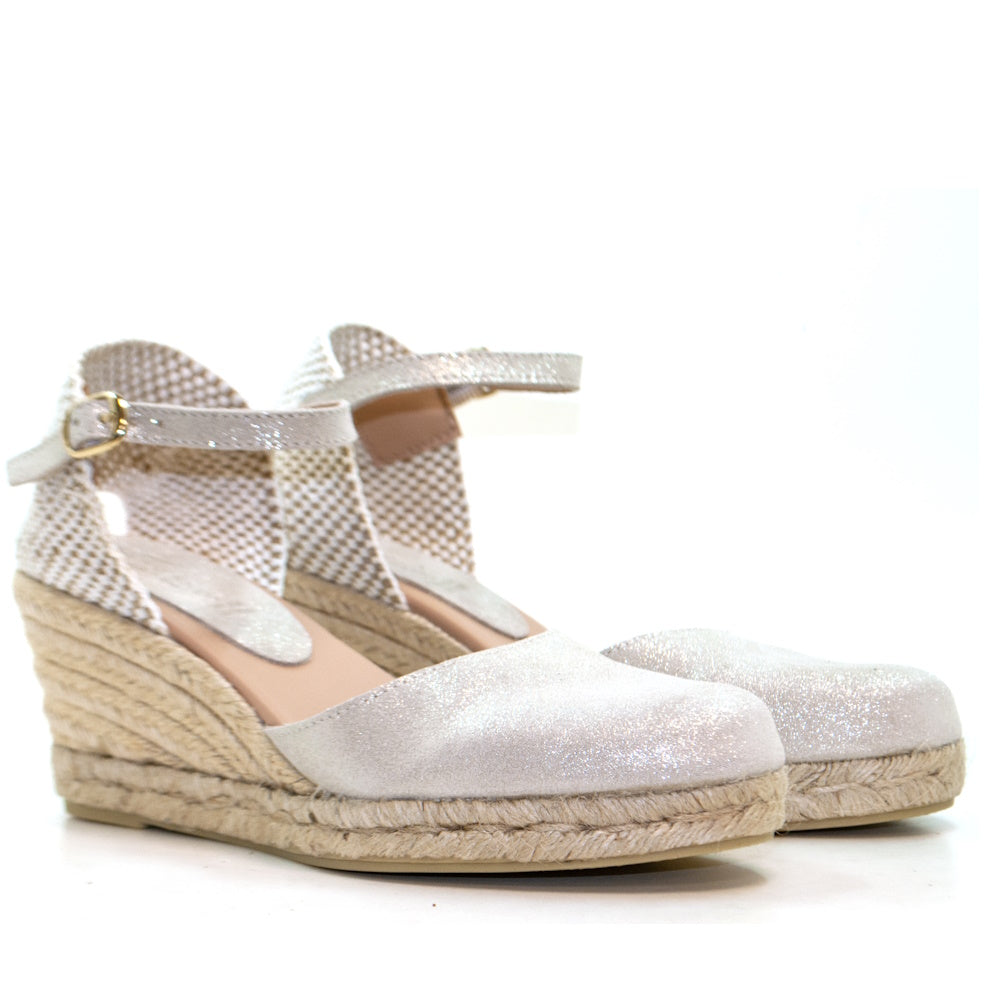 Sandalia Nuria Serraje Platino Cuerdas – Helene Rouge